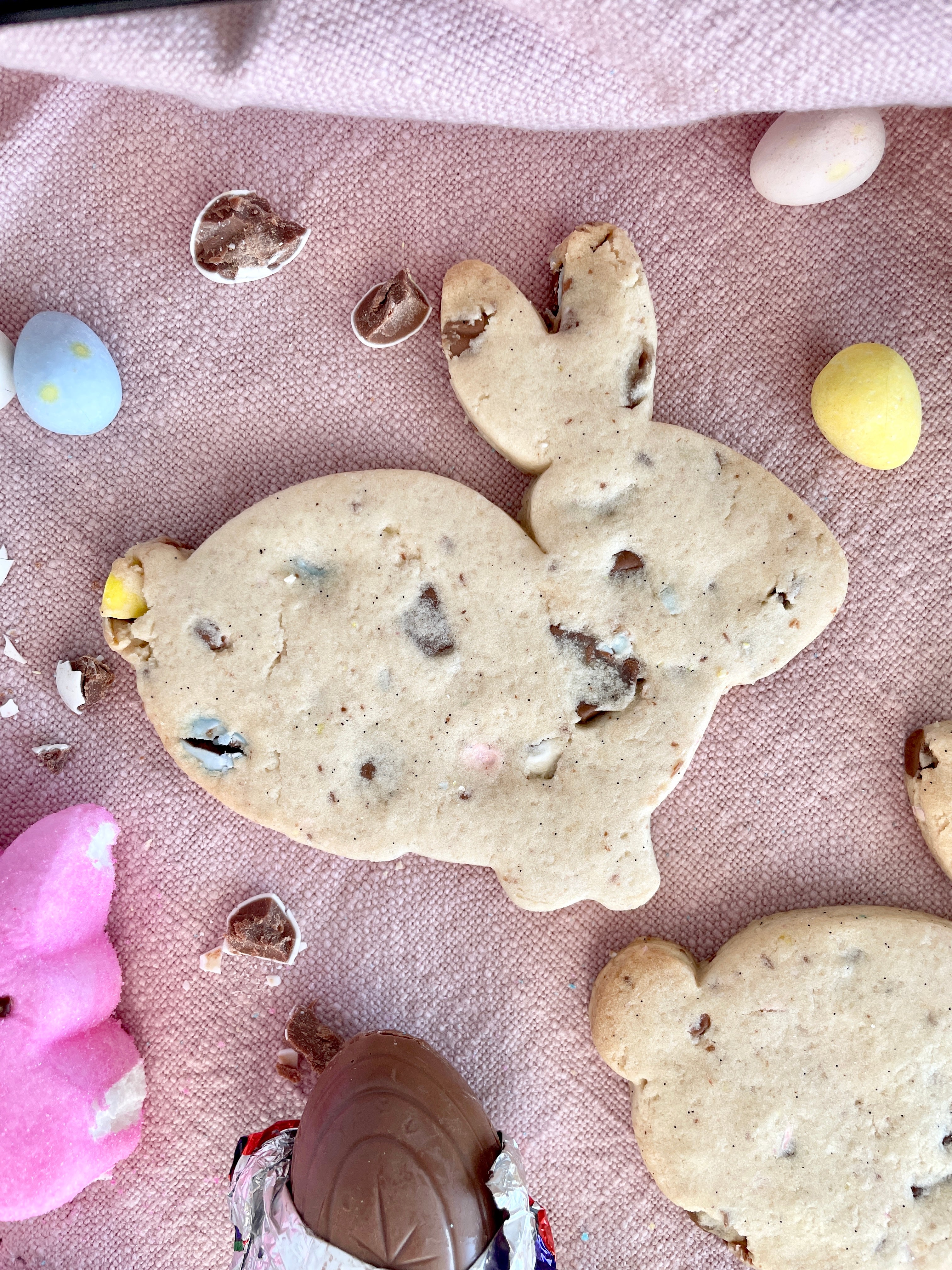 Chocolate Mallow Eggstravaganza Sugar Cookie Recipe – Lolly's Home Kitchen