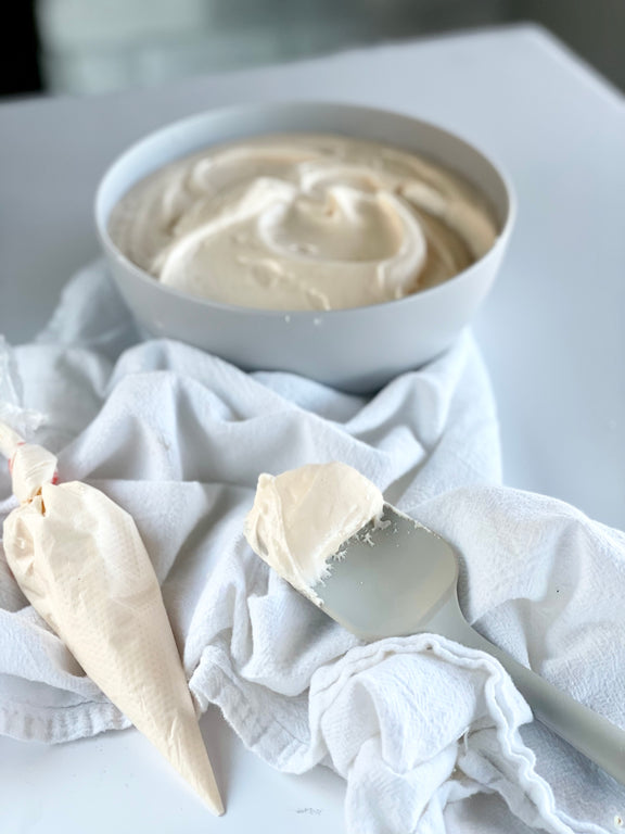 Completely Cream Cheese Royal Icing Recipe – Lolly's Home Kitchen